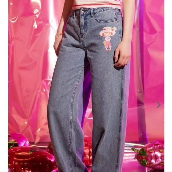 Hot Topic | Jeans | Cutest Strawberry Shortcake Jeans | Poshmark